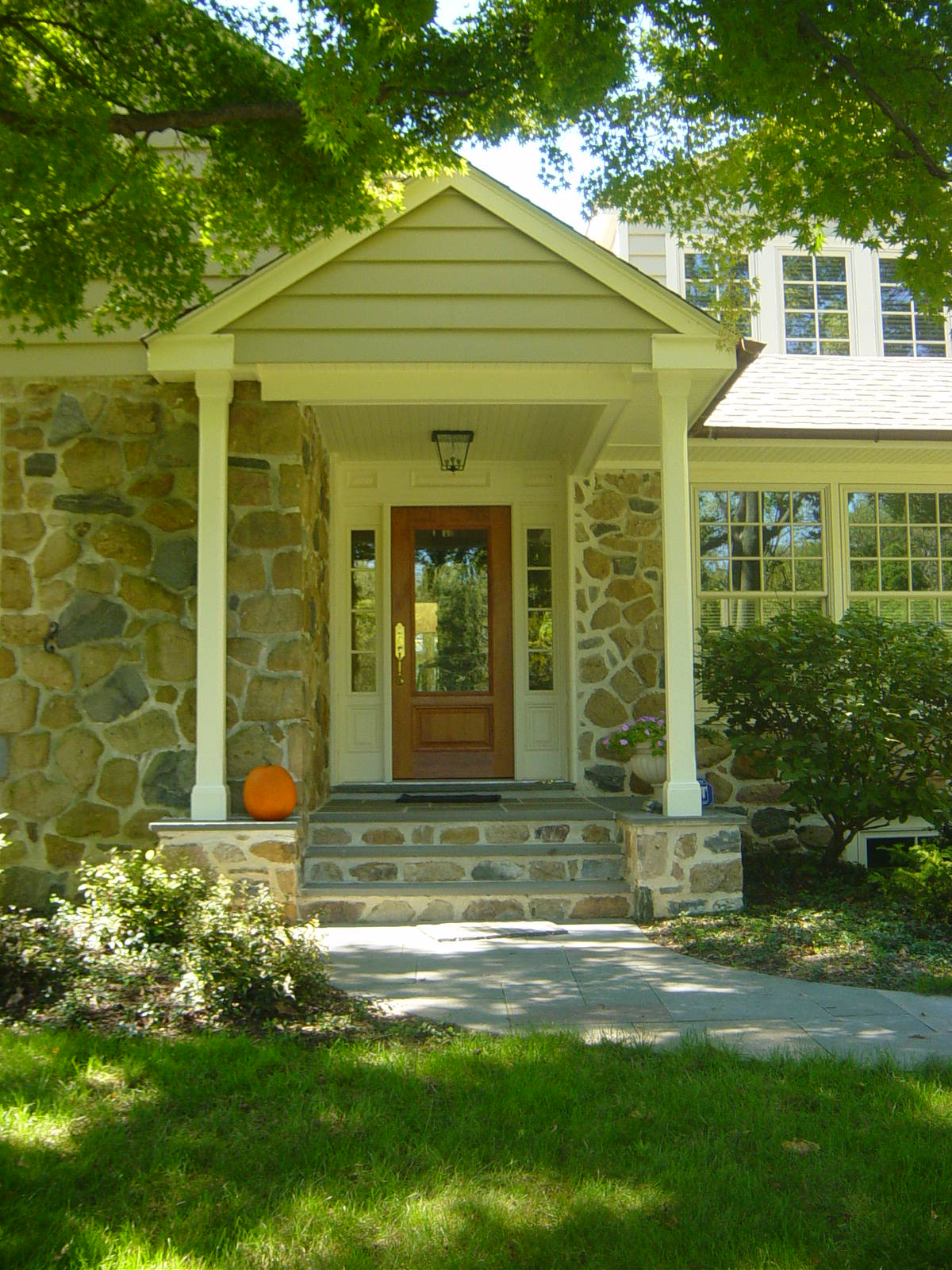 Portico Designs That Suits The Architecture of Your Home Portico Designs That Suits The Architecture of Your Home